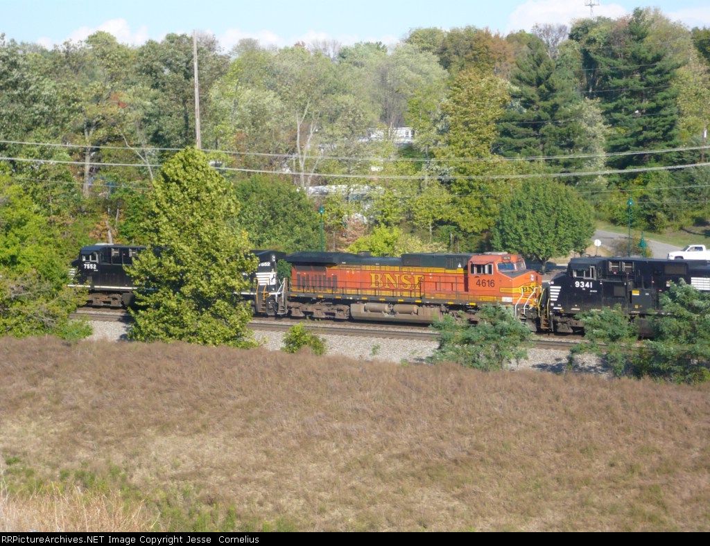 BNSF 4616